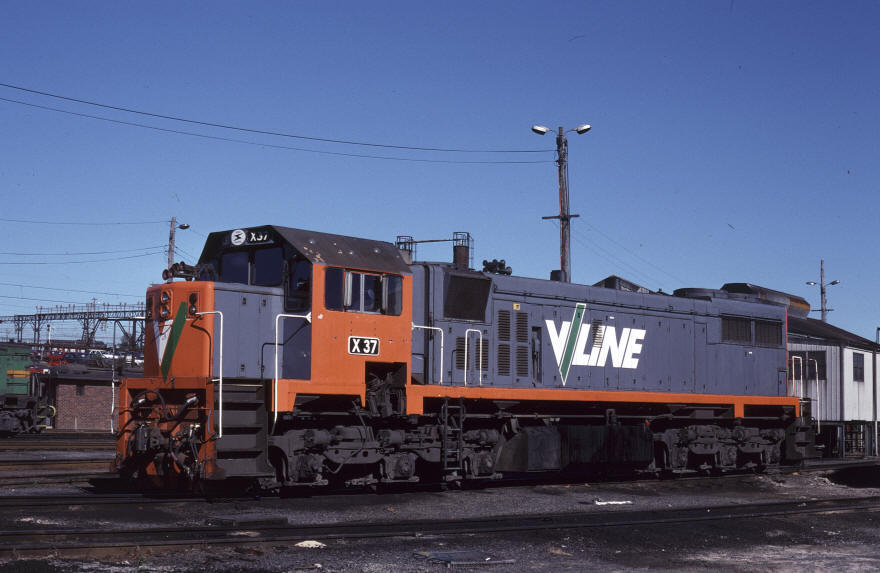 X Class Locomotive (Series 2)